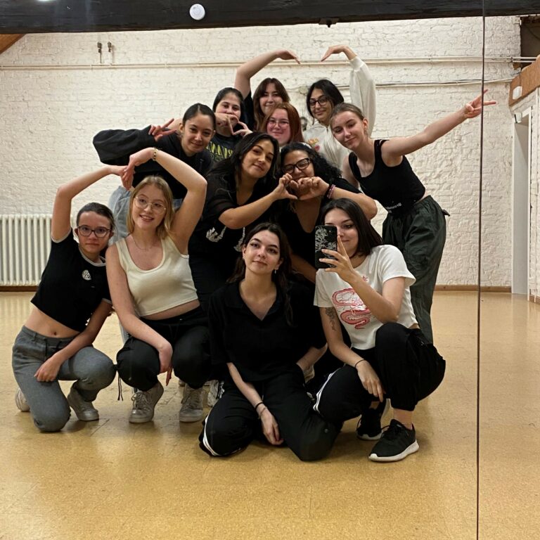 Cours de K-pop à Charleroi | Singularity Studio